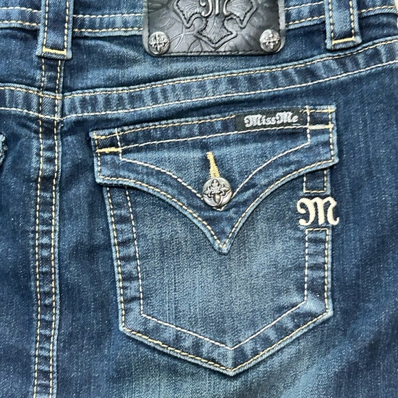 Miss Me | Skirts | Miss Me Denim Jean Signature Mid Skirt Size 29 With ...
